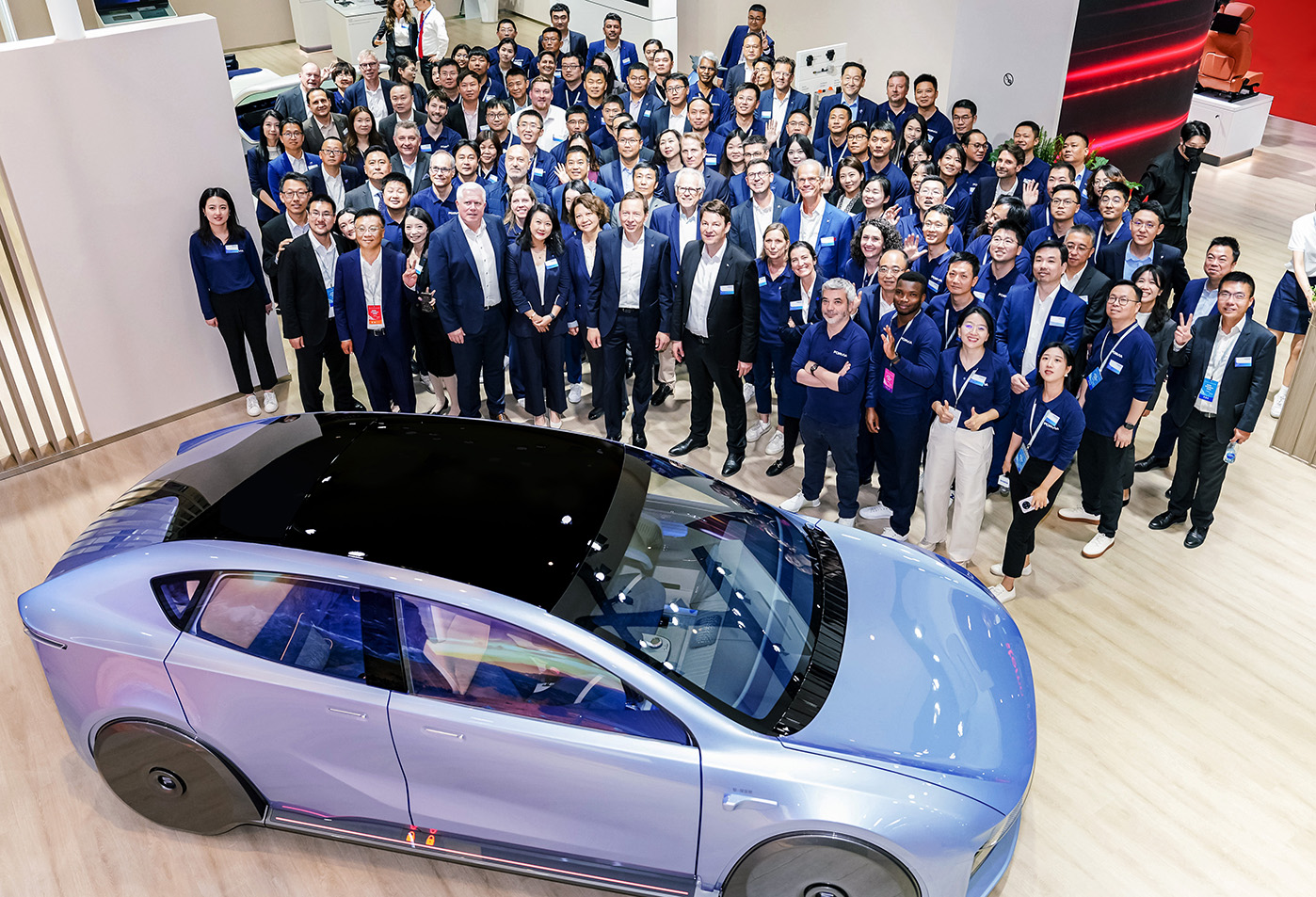 FORVIA佛瑞亚集团携9款全球首发展品亮相2025上海车展 | 佛吉亚中国